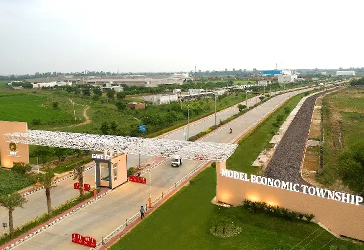 Built to Suit Industrial Shed for Lease in Reliance MET City in Delhi NCR